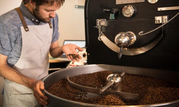 4 Tips for Understanding the Process of Coffee Roasting - Matte World 2023